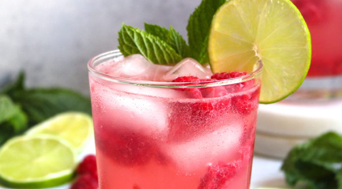 cool down. [raspberry vodka spritzer with mint] - sweet caroline's cooking