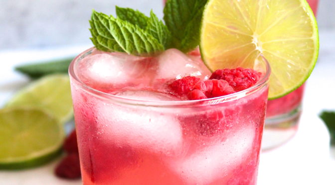 cool down. [raspberry vodka spritzer with mint] - sweet caroline's cooking